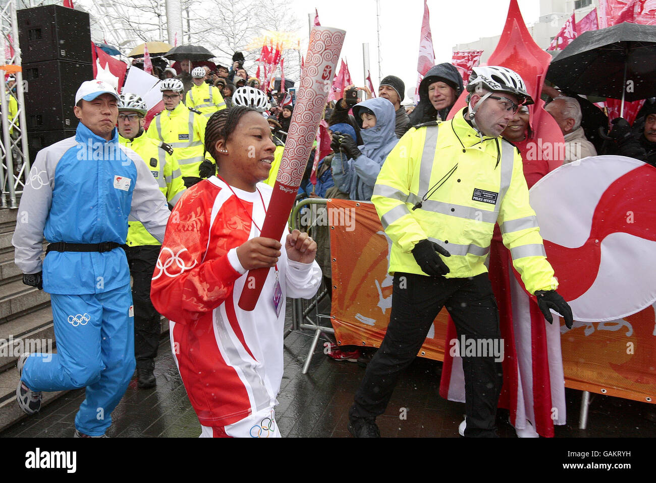 Cheyenne Green, une résidente de Brant, 16 ans, quitte la scène à Arena ...