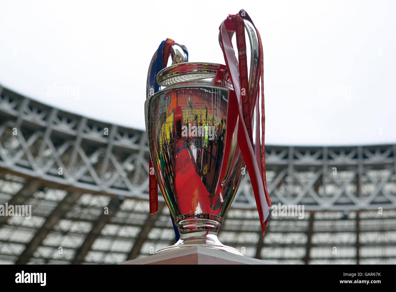Champions league trophy on display Banque de photographies et d’images ...
