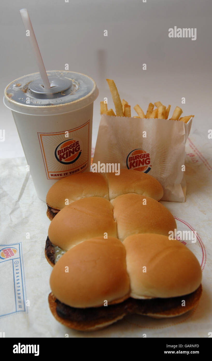 Frites boisson gazeuse moyenne coca cola made burger king Banque de ...