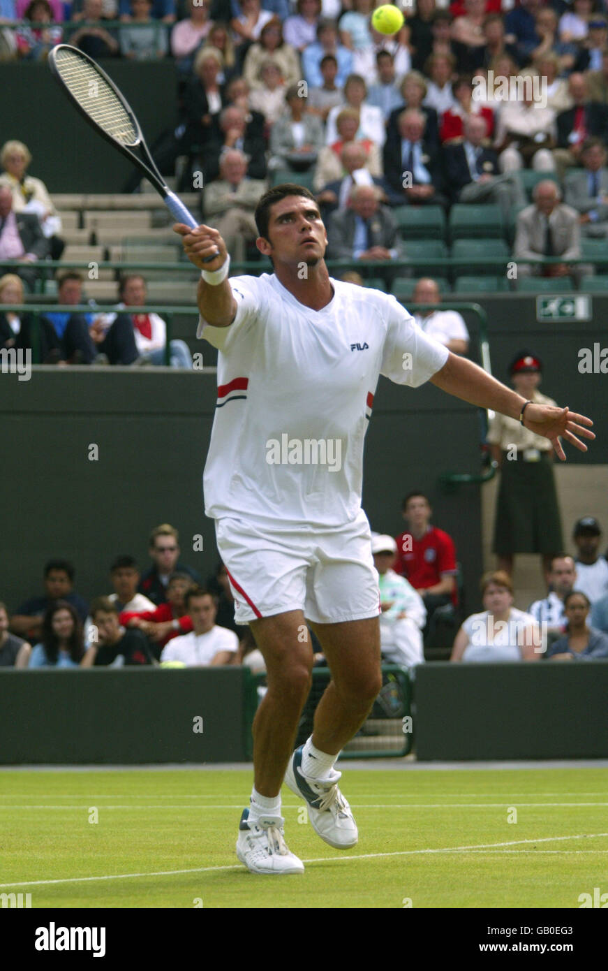 Andre agassi v mark philippoussis Banque de photographies et d’images à ...