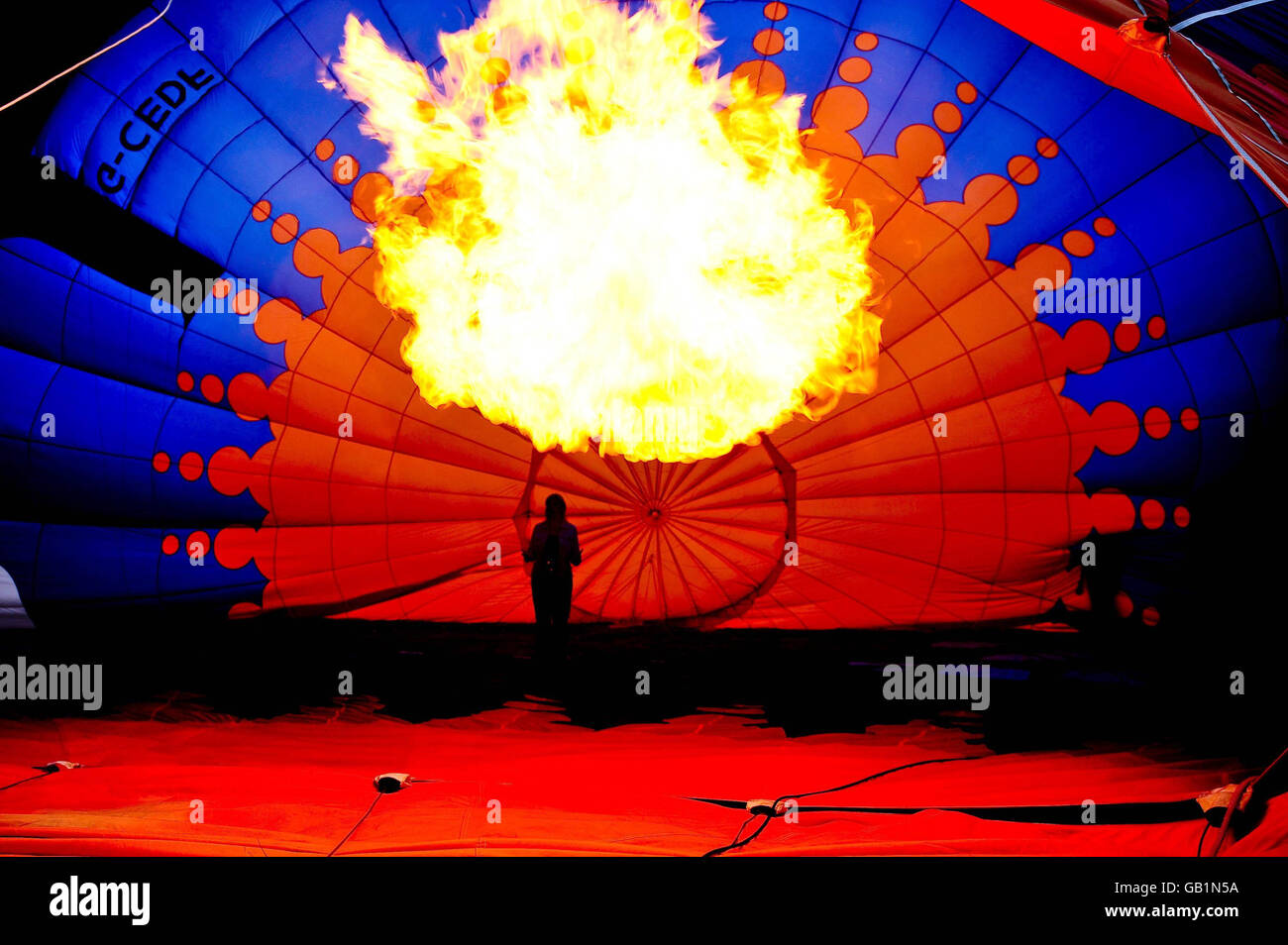 Flamme bruleur Banque de photographies et d’images à haute résolution ...