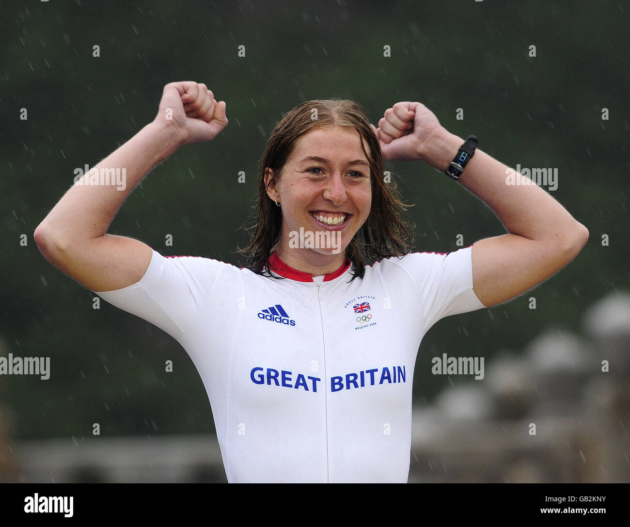 Nicole Cooke célèbre après sa victoire dans la course de la route des ...