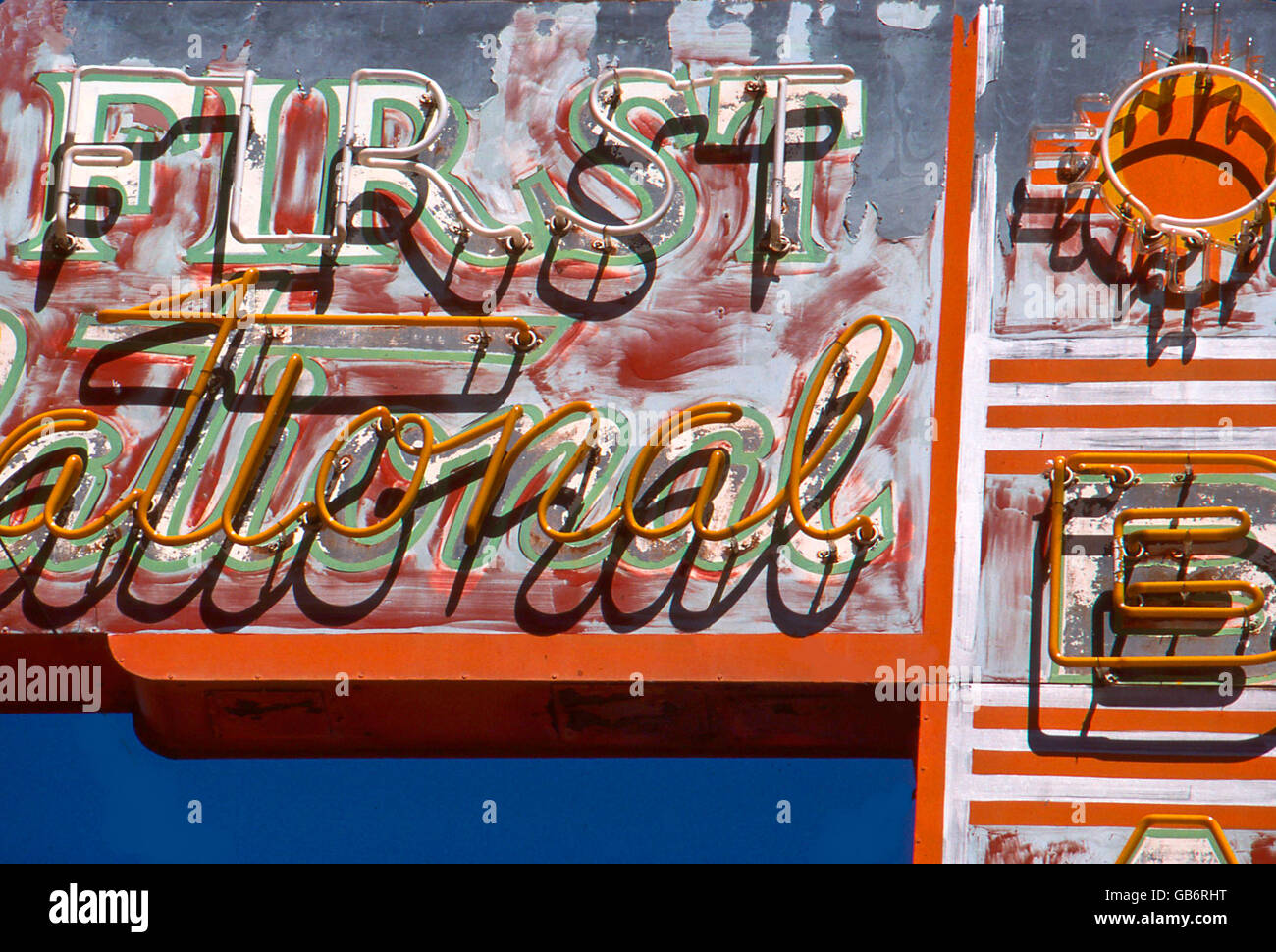 Ancien signe de banque Banque de photographies et d’images à haute ...