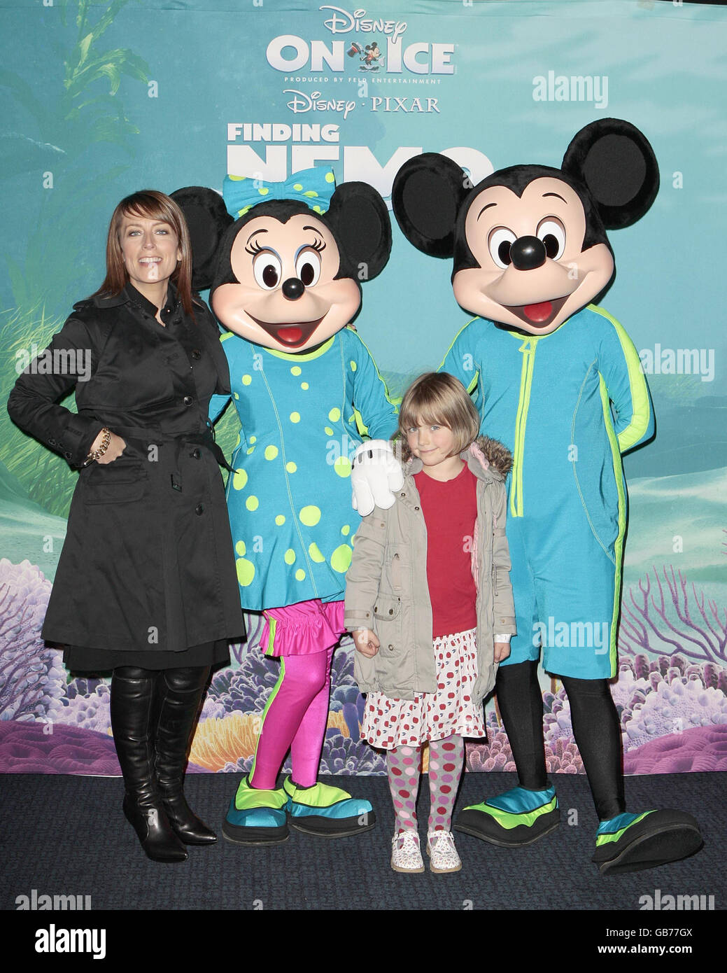 L'actrice Fay Ripley et sa fille Parker, âgée de 6 ans, rencontrent ...