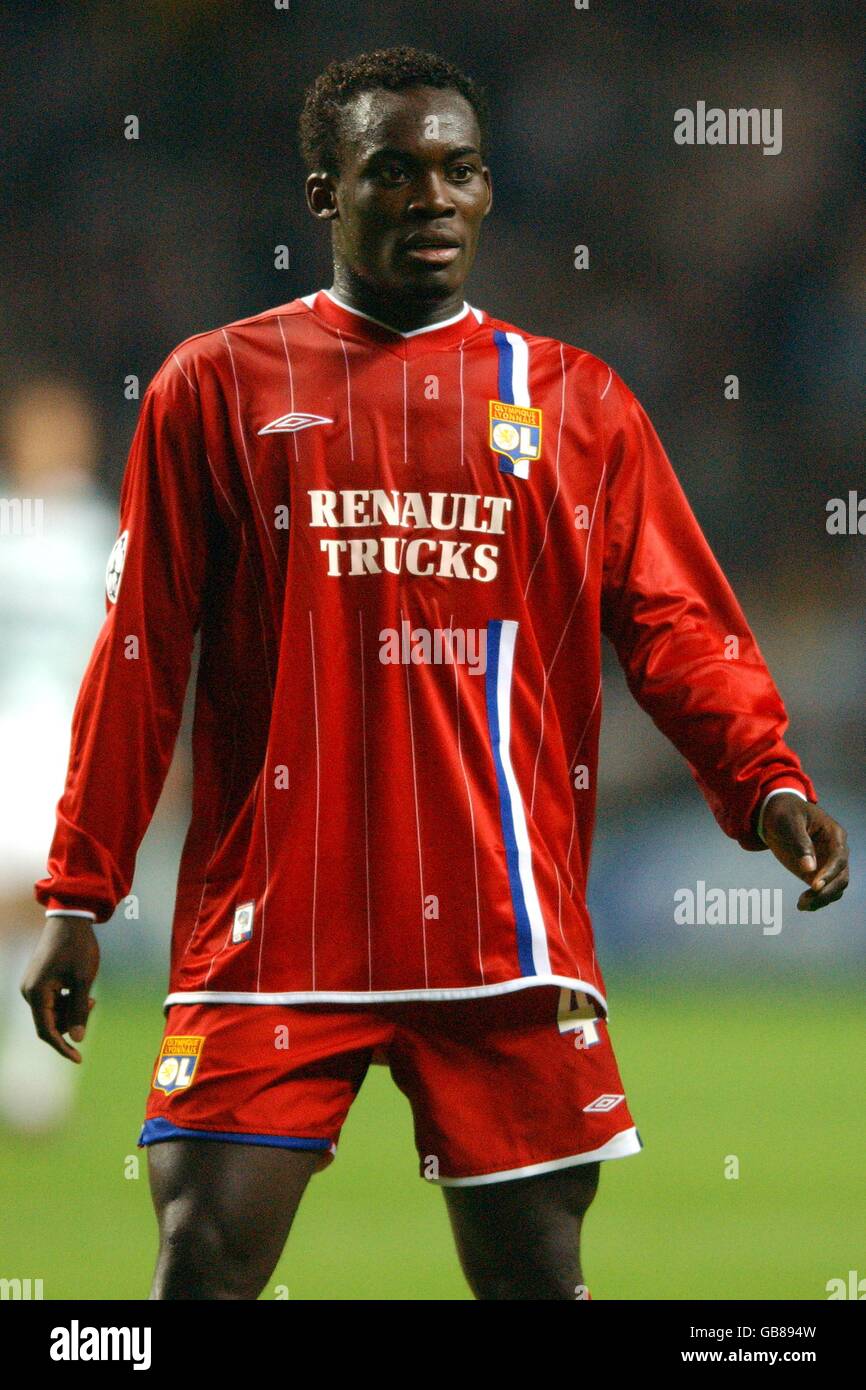 Essien lyon Banque de photographies et d’images à haute résolution - Alamy