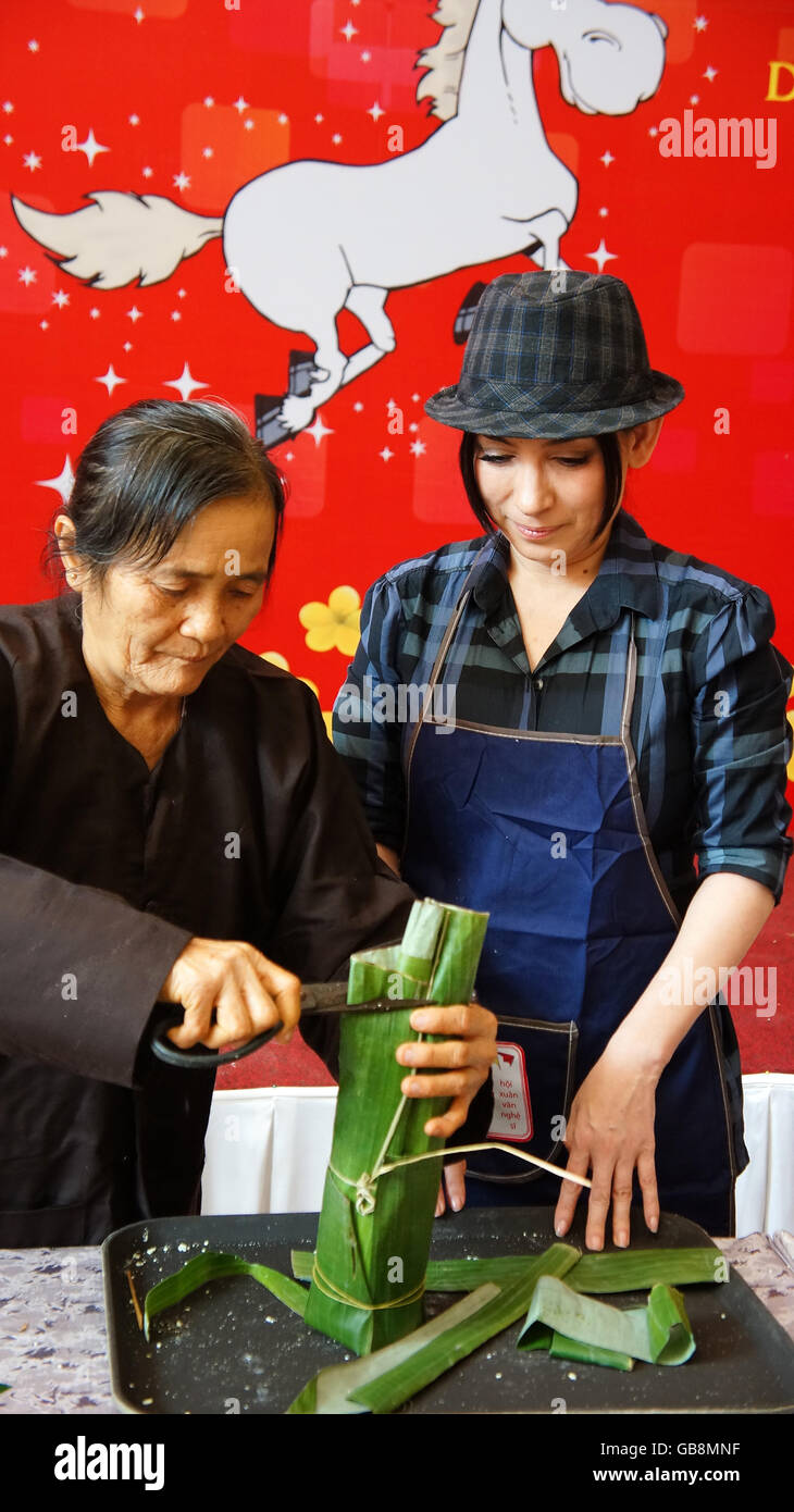 HO CHI MINH VILLE, VIET NAM- JAN 15: Singer Phi Nhung faire de la ...