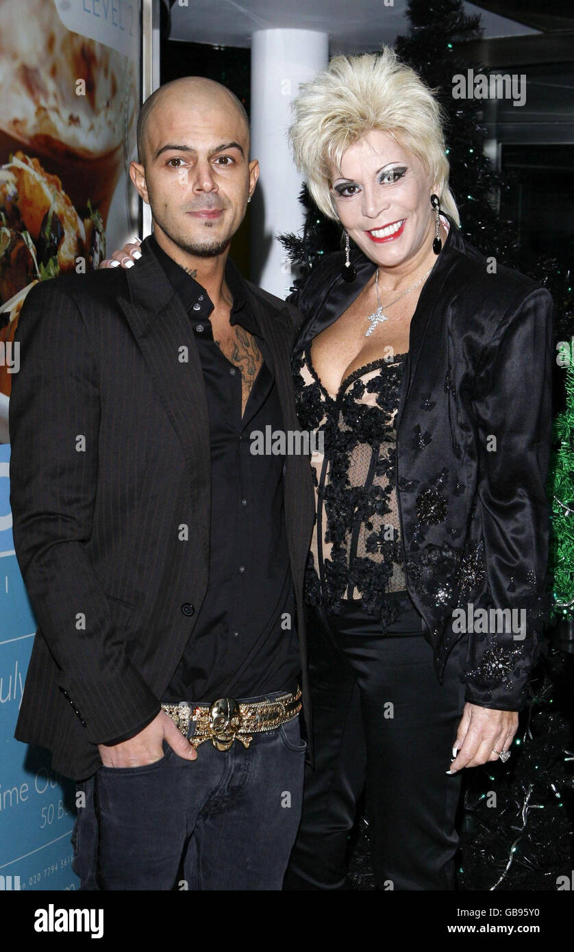 Richard abs breen of boy band five Banque de photographies et d’images ...