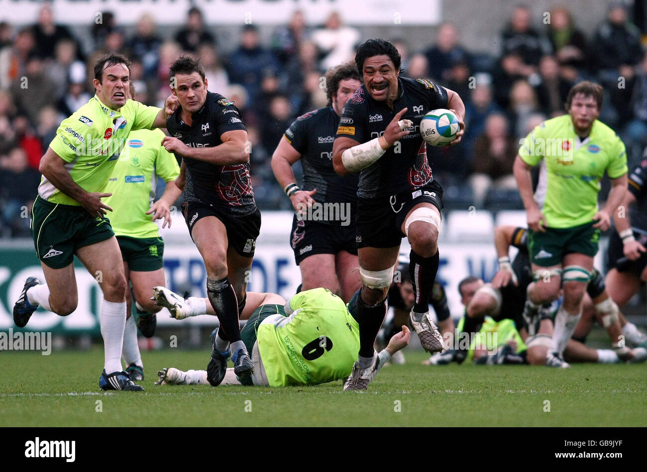 Balbuzards filo tiatia heineken cup match liberty stadium Banque de ...