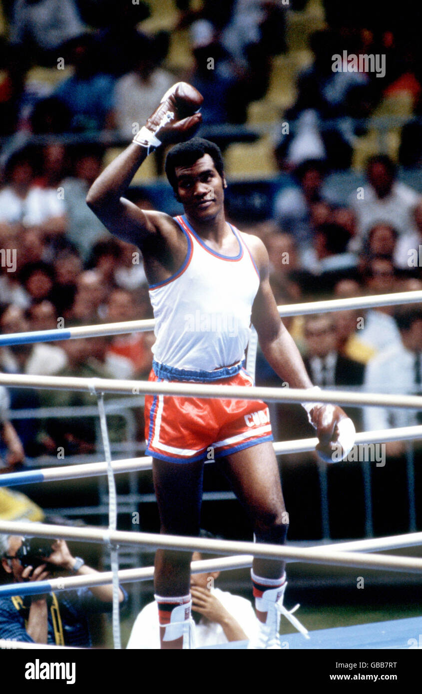 Teofilo stevenson Banque de photographies et d’images à haute ...