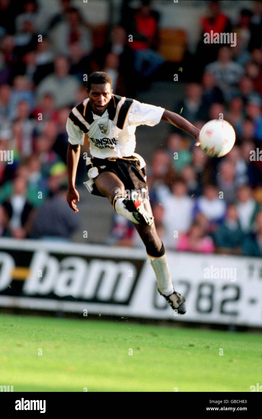 Sport football ian taylor Banque de photographies et d’images à haute ...