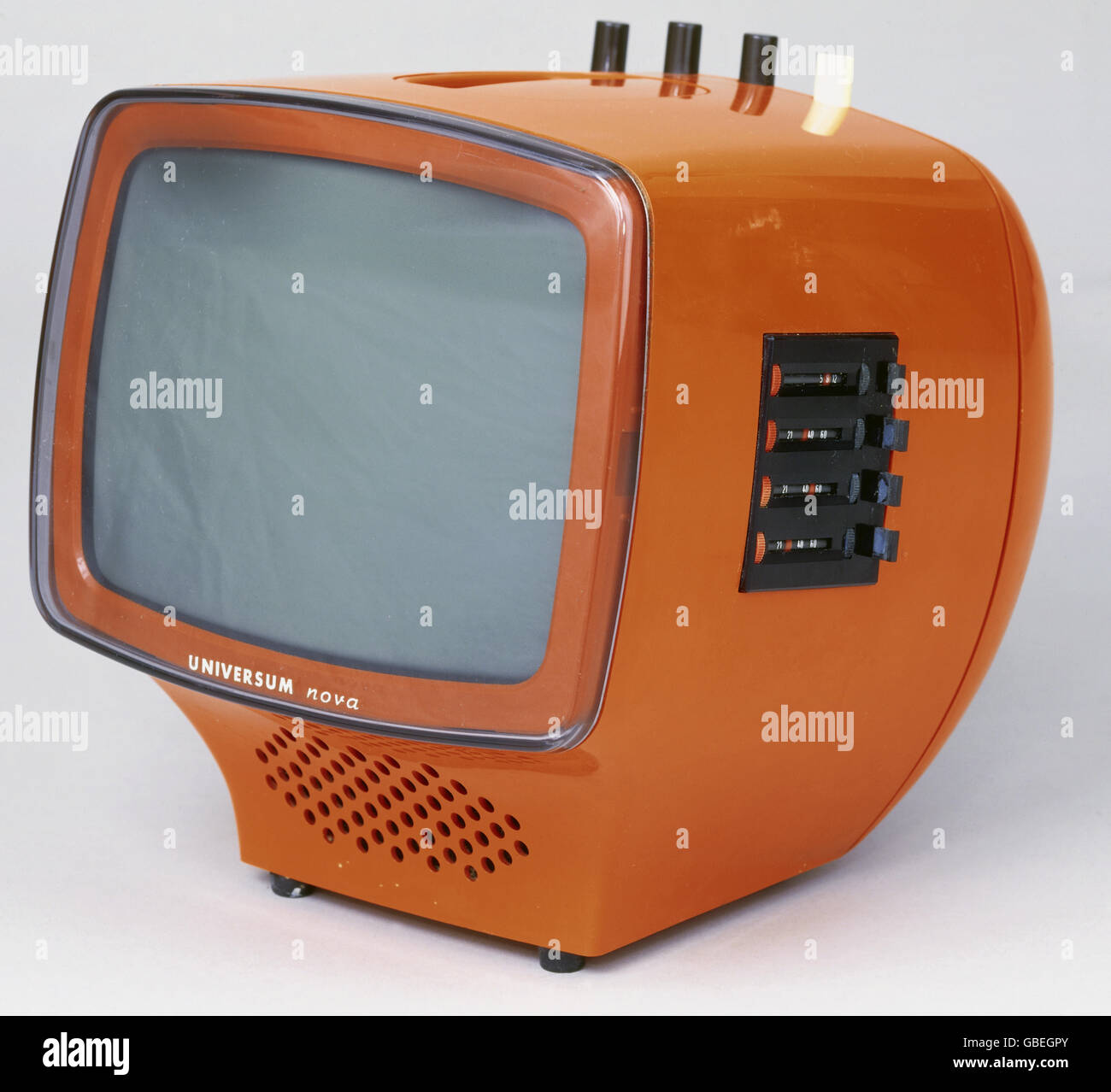 Television Set 1970s Photos & Television Set 1970s Images - Alamy