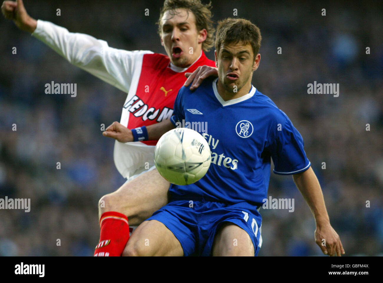 Chelseas joe cole monacos gael givet bataille pour le bal Banque de ...