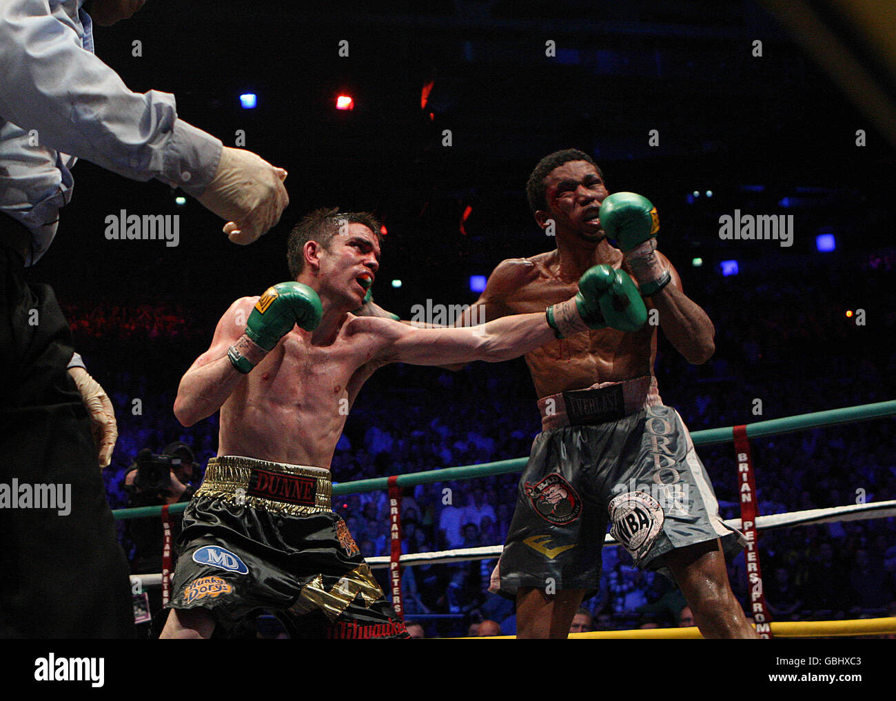 Bernard dunne v ricardo cordoba Banque de photographies et d’images à ...
