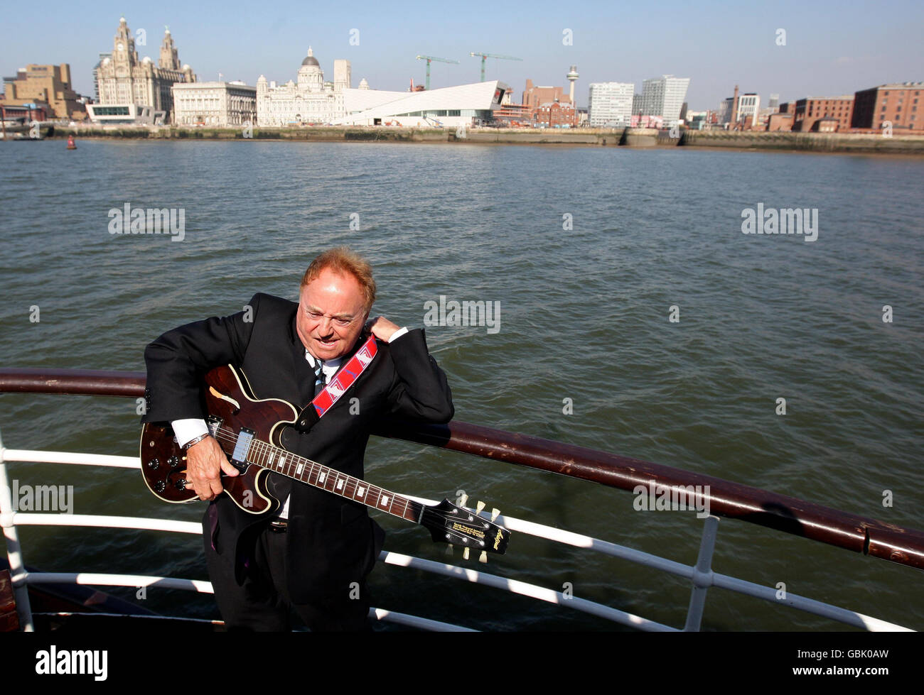 Singer gerry marsden Banque de photographies et d’images à haute ...