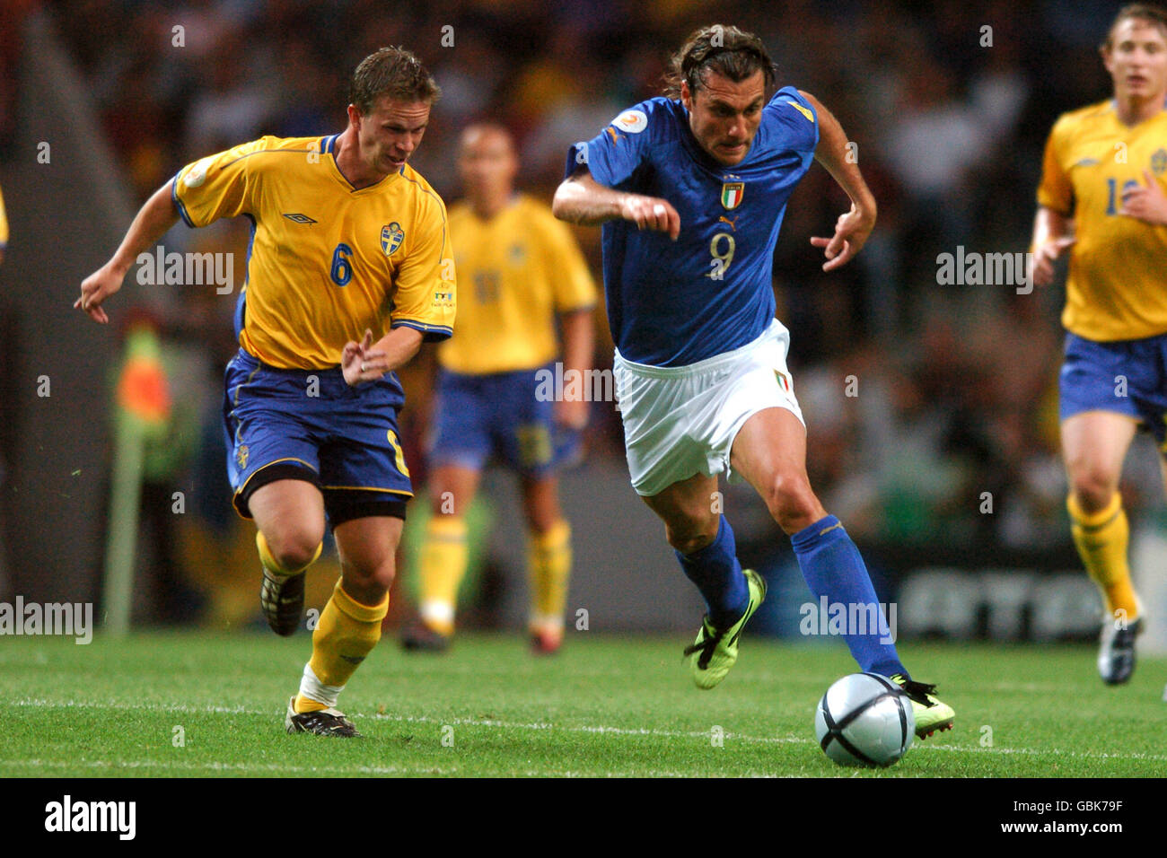 Christian vieri euro 2004 Banque de photographies et d’images à haute ...