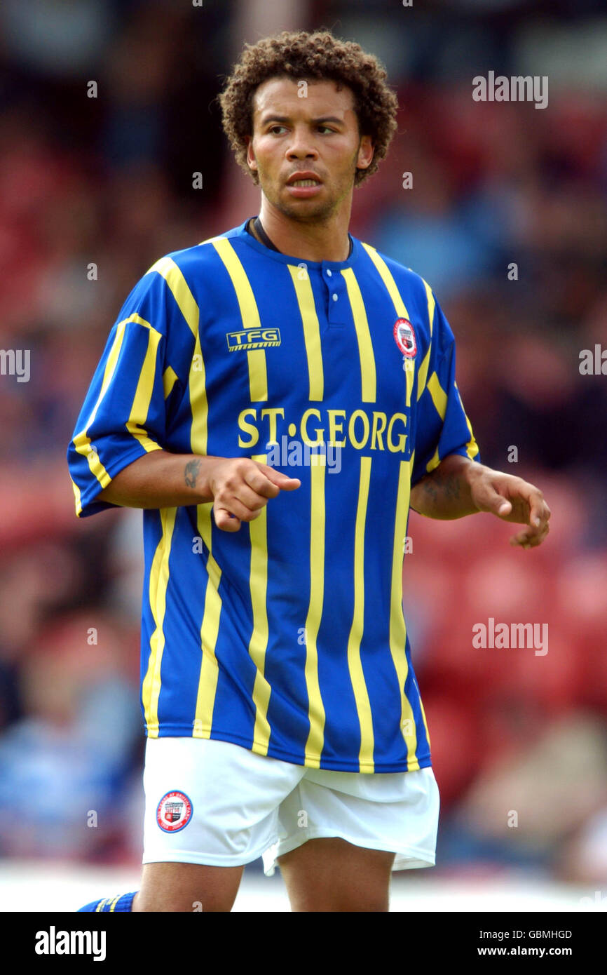 Deon burton of brentford Banque de photographies et d’images à haute ...