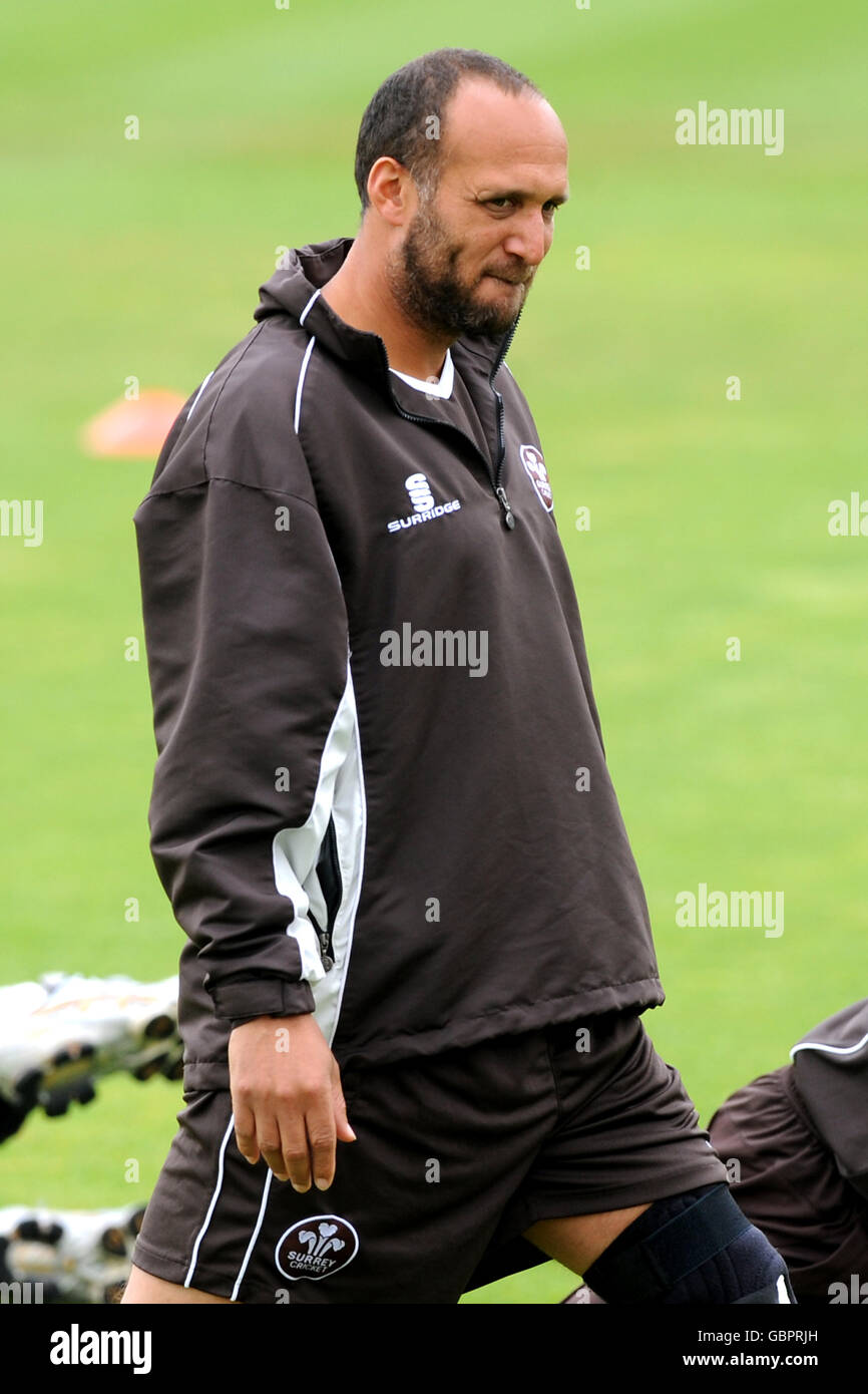 Surreys mark butcher training session swalec stadium Banque de ...