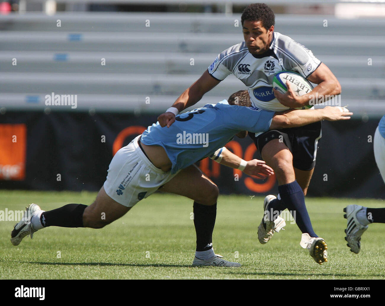 Ecosse rugbyu ecosse pleine longueur s'attaquer au mangrr Banque de ...