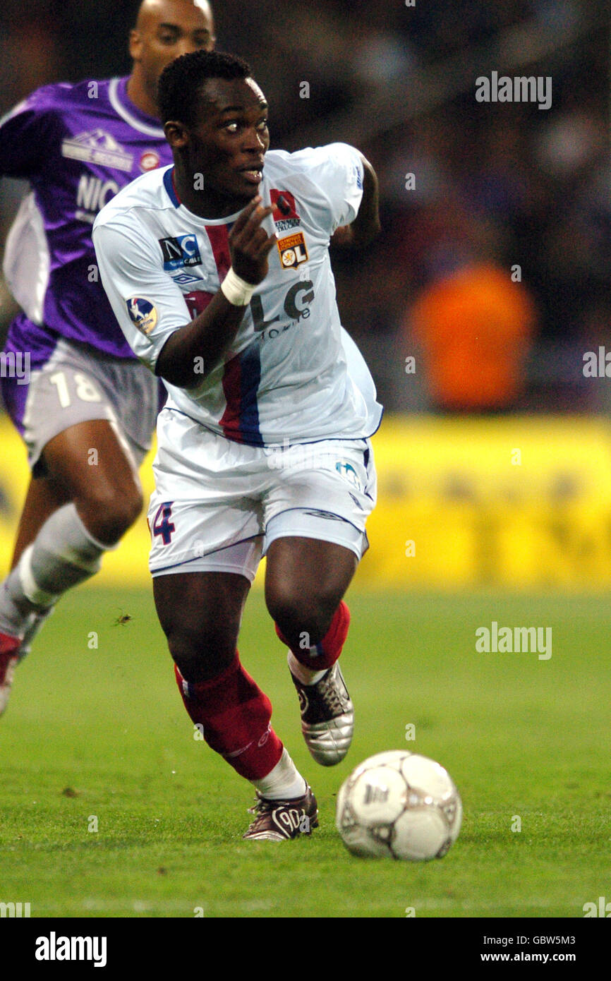 Essien lyon Banque de photographies et d’images à haute résolution - Alamy