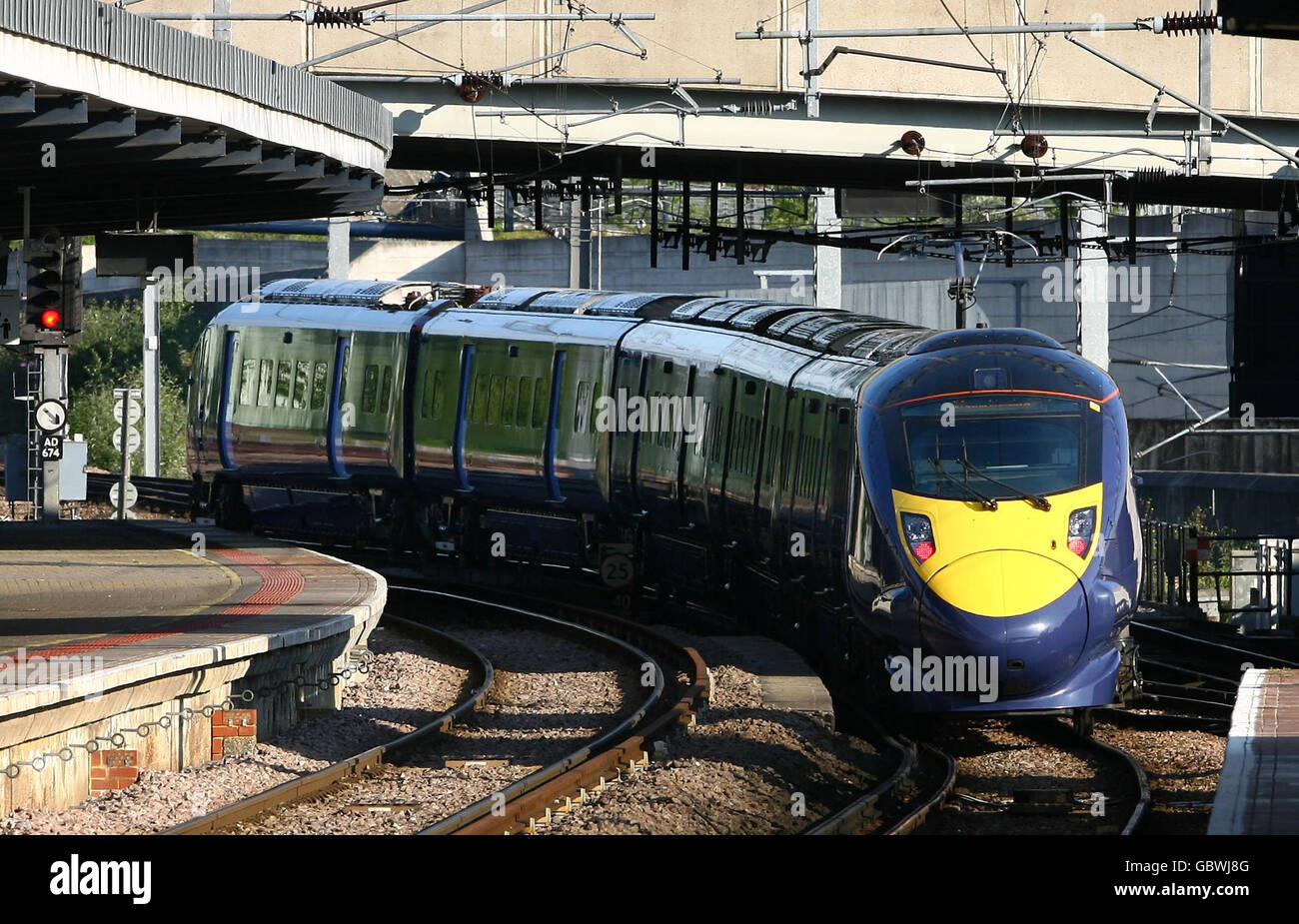 Hitachi javelin Banque de photographies et d’images à haute résolution ...