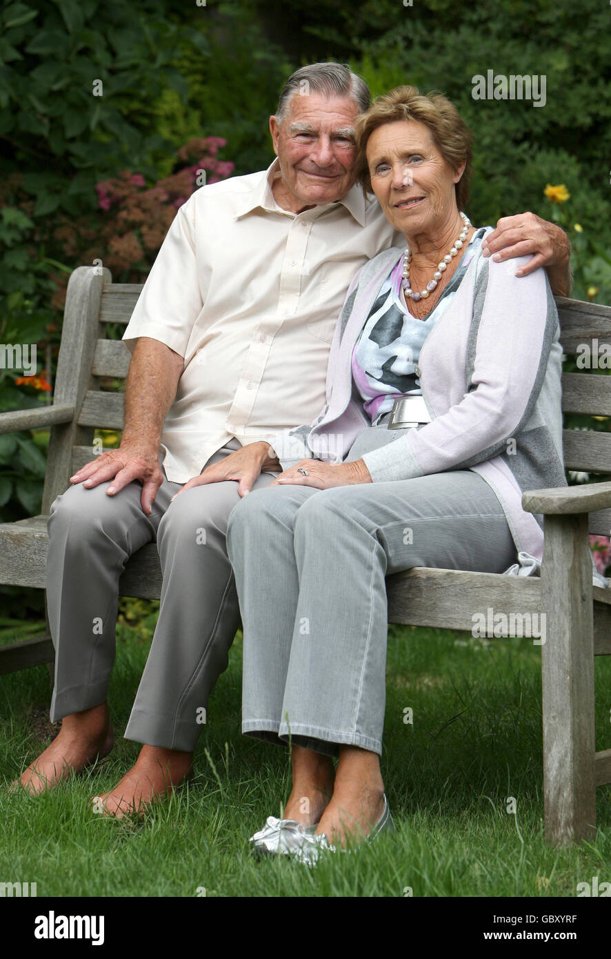 Dennis Goodwin (à gauche), fondateur de la First World War Veterans ...