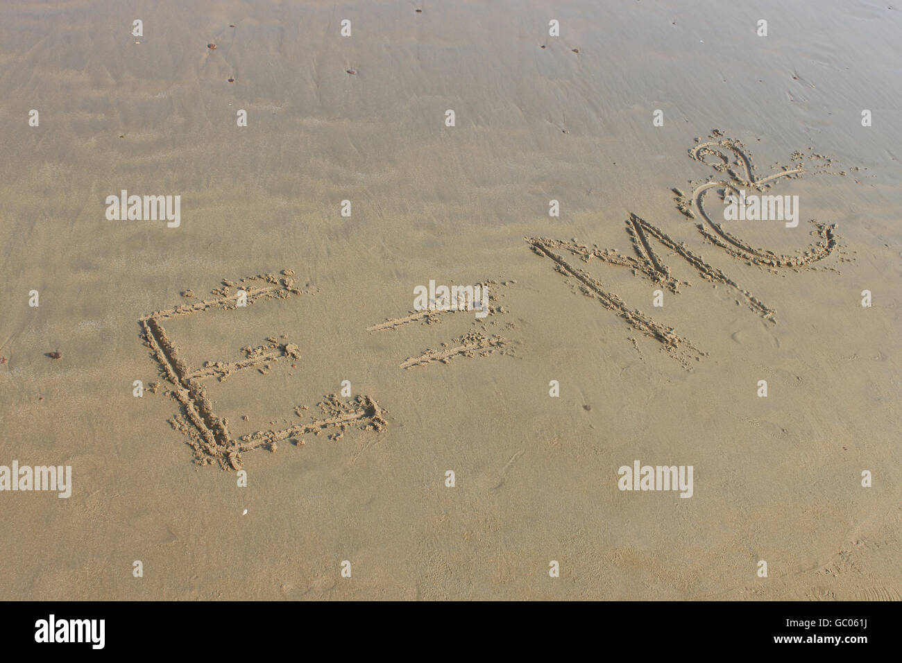 Einstein Formula Banque d'image et photos - Alamy