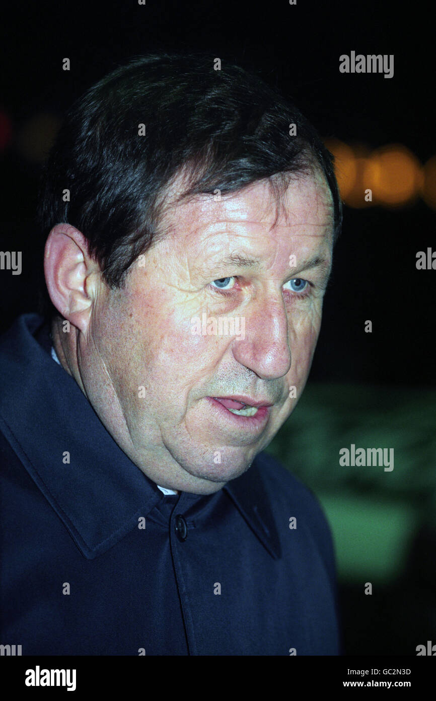 Guy roux auxerre Banque de photographies et d’images à haute résolution ...