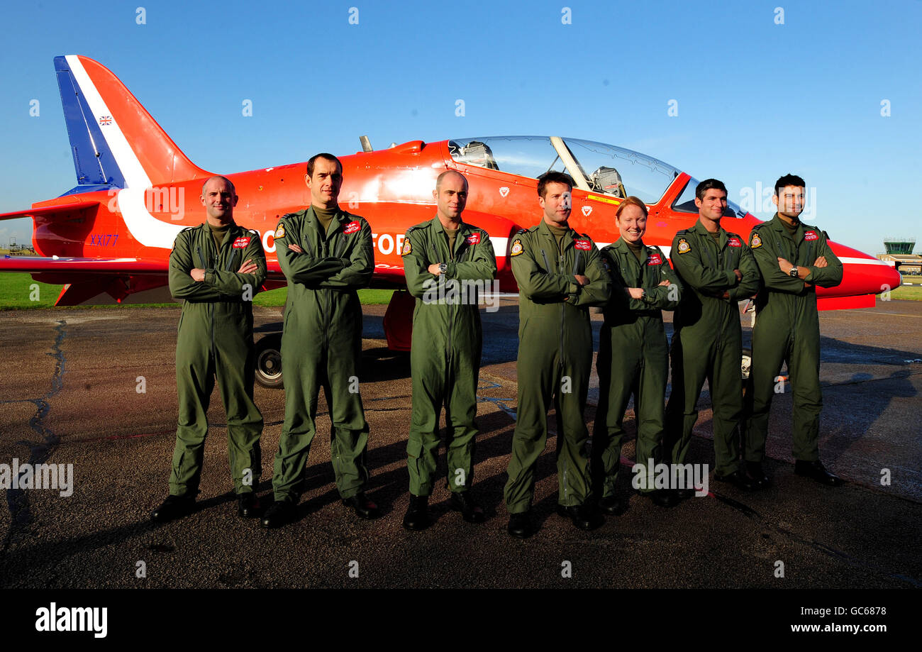 DE GAUCHE à DROITE Red Arrows team Flt Lt Mike Ling , Flt Lt Dave ...