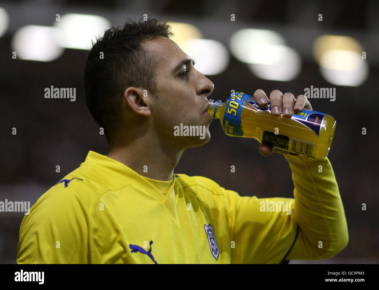 Coca cola drinking bottle Banque de photographies et d’images à haute ...