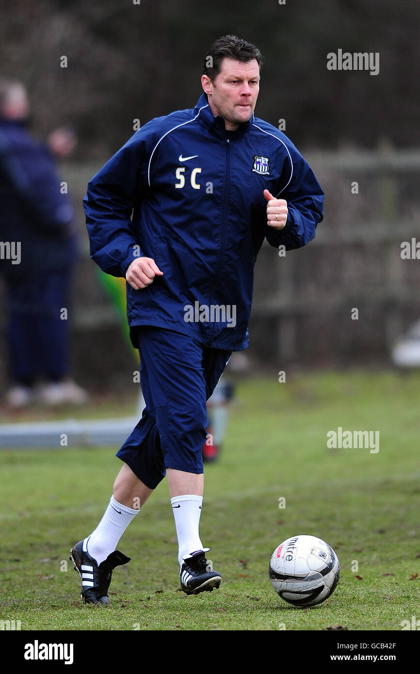 Notts countys nouveau manager steve cotterill pendant la formation ...