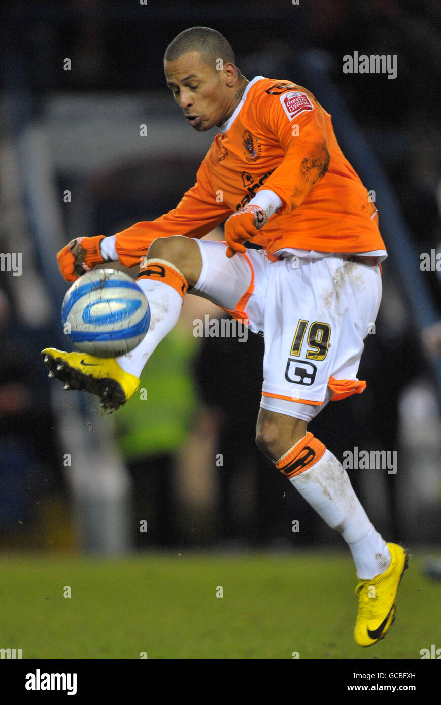 Dj football pleine longueur datacoapplies Banque de photographies et d ...