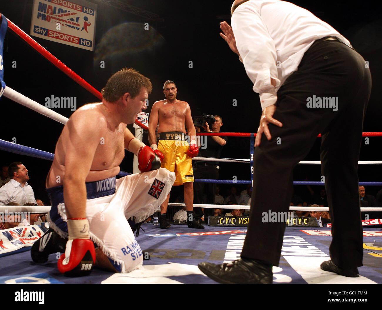 Arbitre de boxe des années 1930 ou 1940 Banque de photographies et d ...