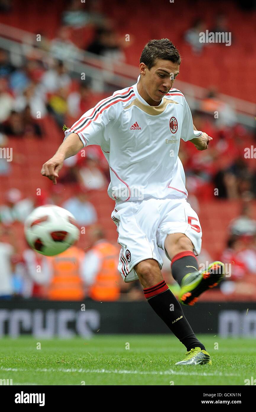 Simone verdi ac milan Banque de photographies et d’images à haute ...