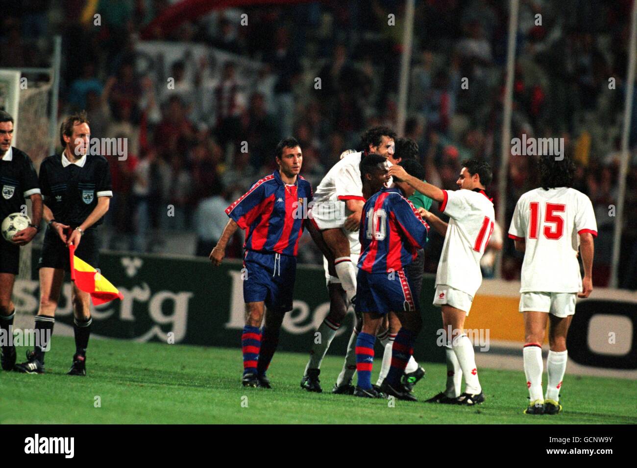 Football - UEFA Champions League 1993–94 - finale - AC Milan ...