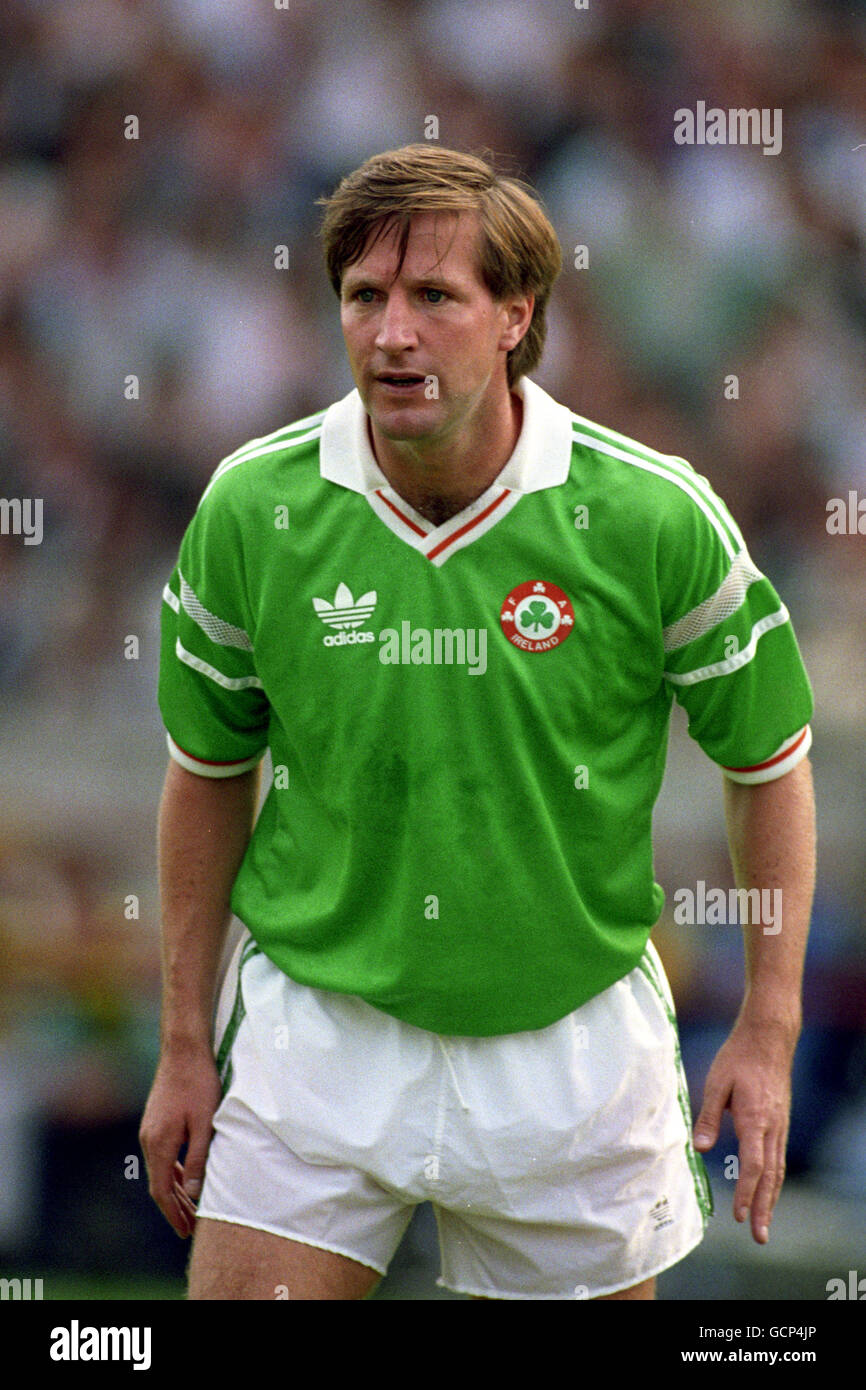 Ronnie whelan Banque de photographies et d’images à haute résolution ...