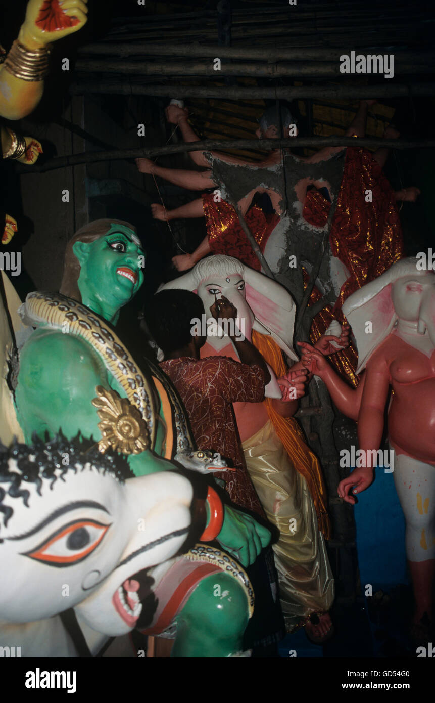 Fabrication d'idoles hindoues Banque de photographies et d’images à ...