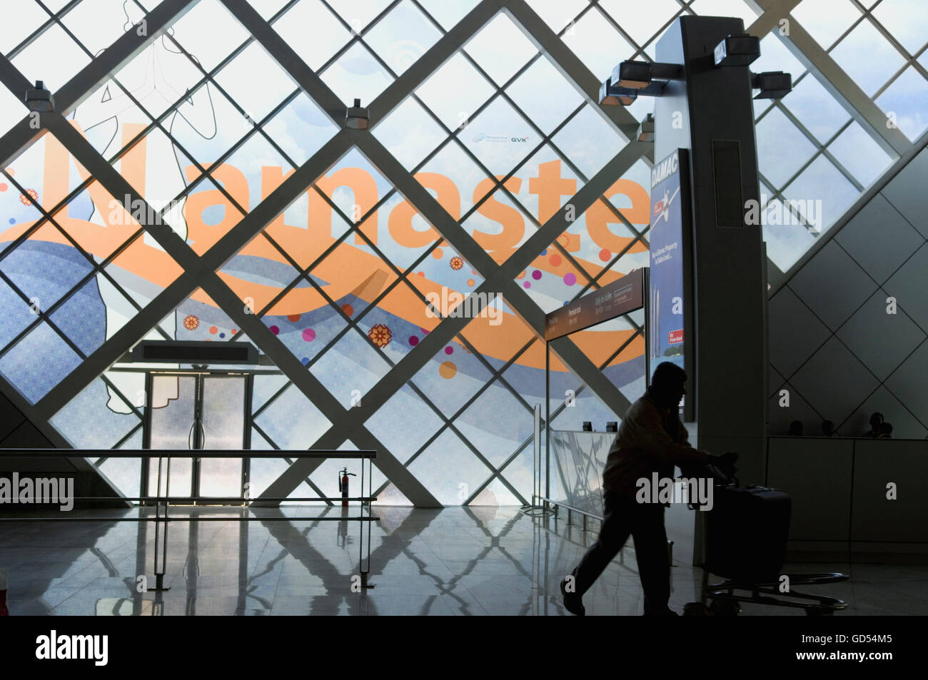 Domestic terminal Banque de photographies et d’images à haute ...