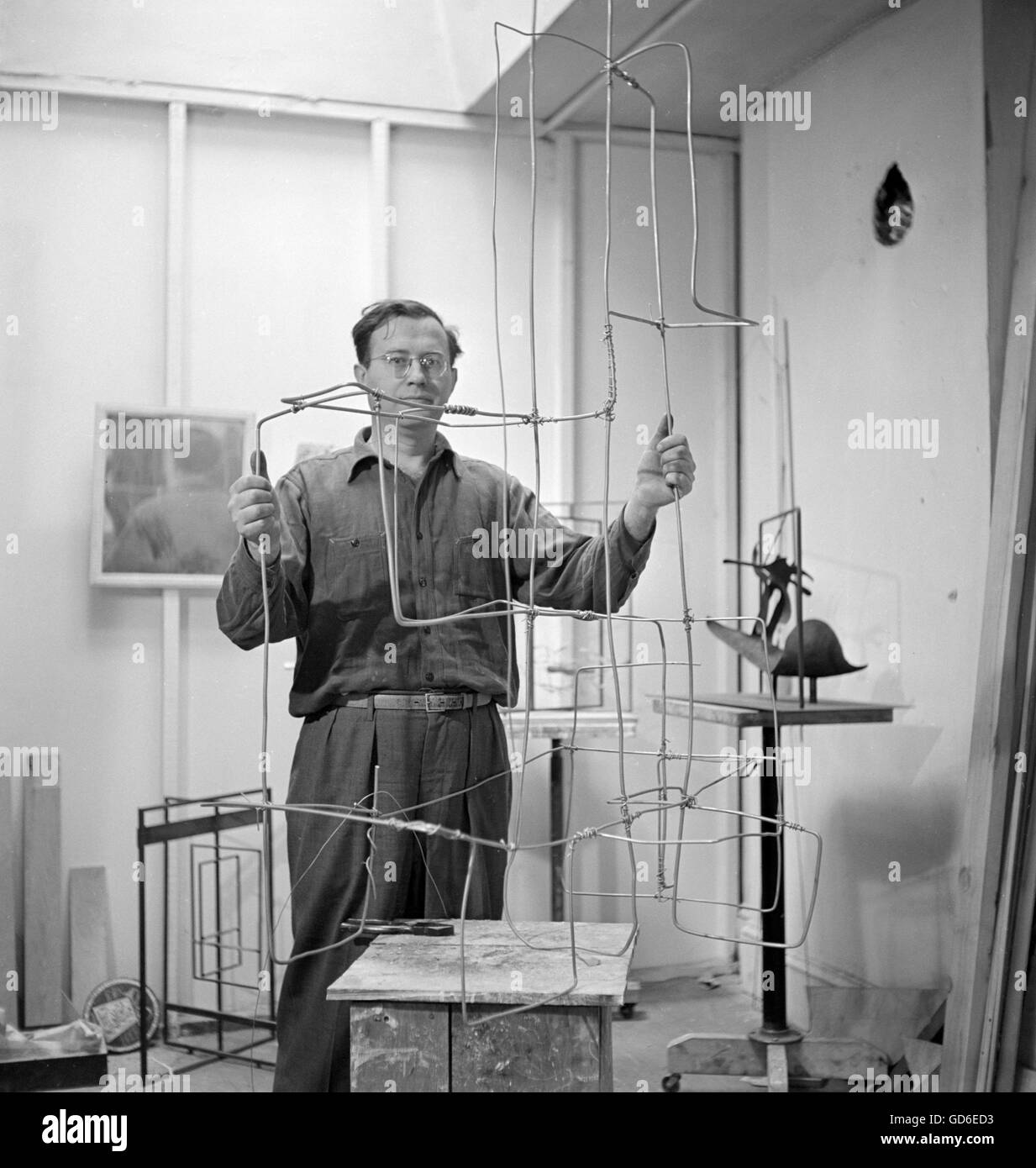 œuvre d'art public oeuvre sculpteur Banque d'images noir et blanc - Alamy