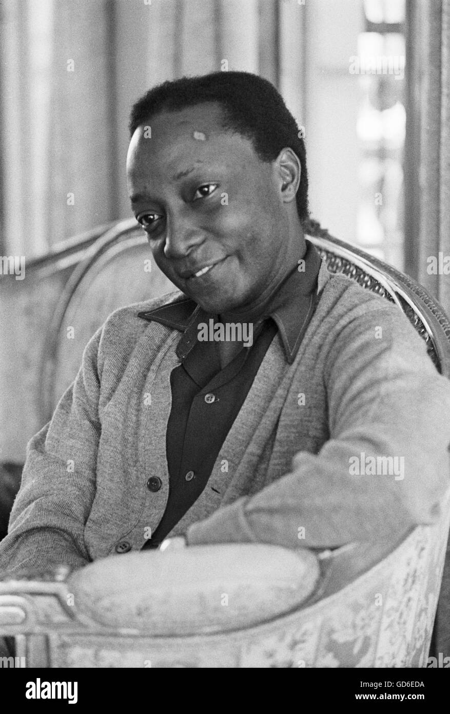 Kabaka of buganda Banque d'images noir et blanc - Alamy