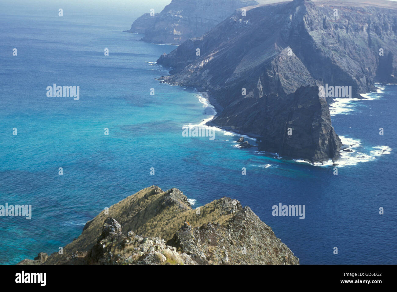 La côte de l'île de Porto Santo ot l'archipel de Madère dans l'Océan ...
