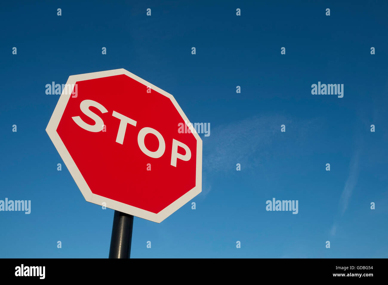 Panneau obligatoire bleu Banque de photographies et d’images à haute ...
