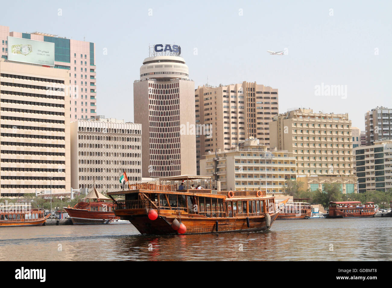 Rolex building in dubai creek Banque de photographies et d’images à ...