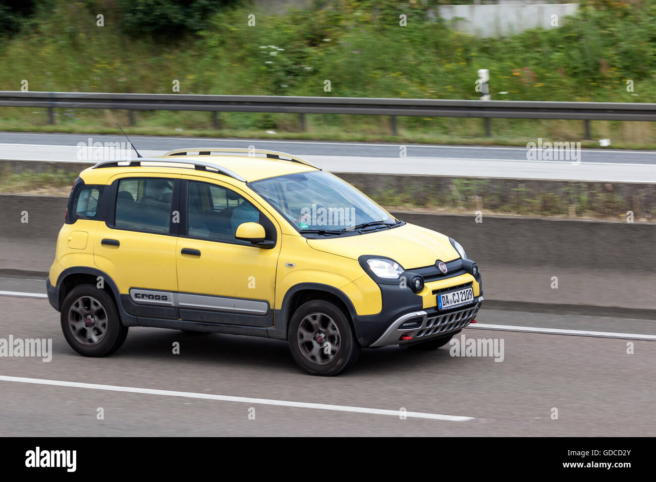 Fiat panda cross Banque de photographies et d’images à haute résolution ...