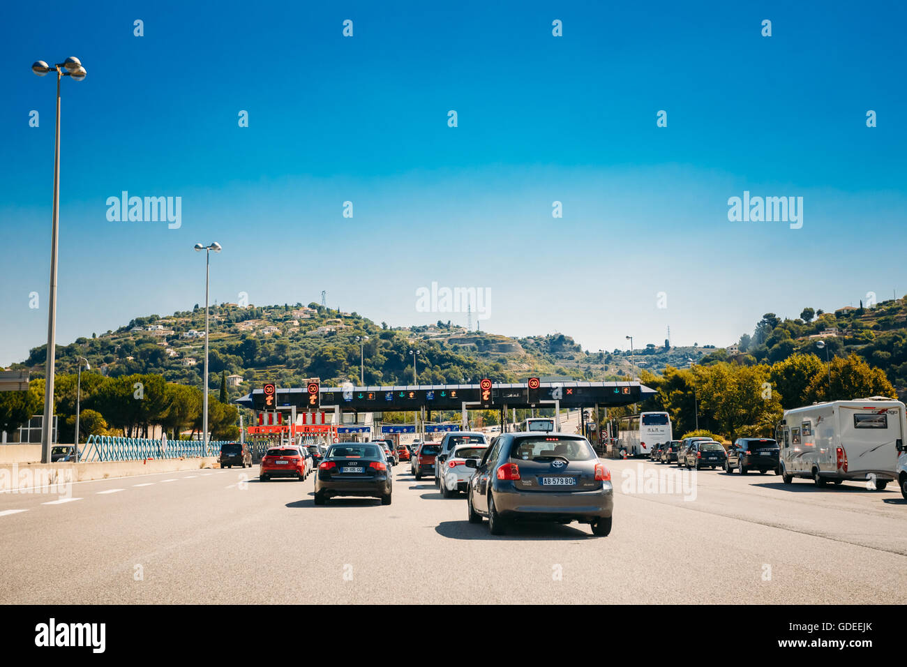 Autoroute à péage Banque de photographies et d’images à haute ...