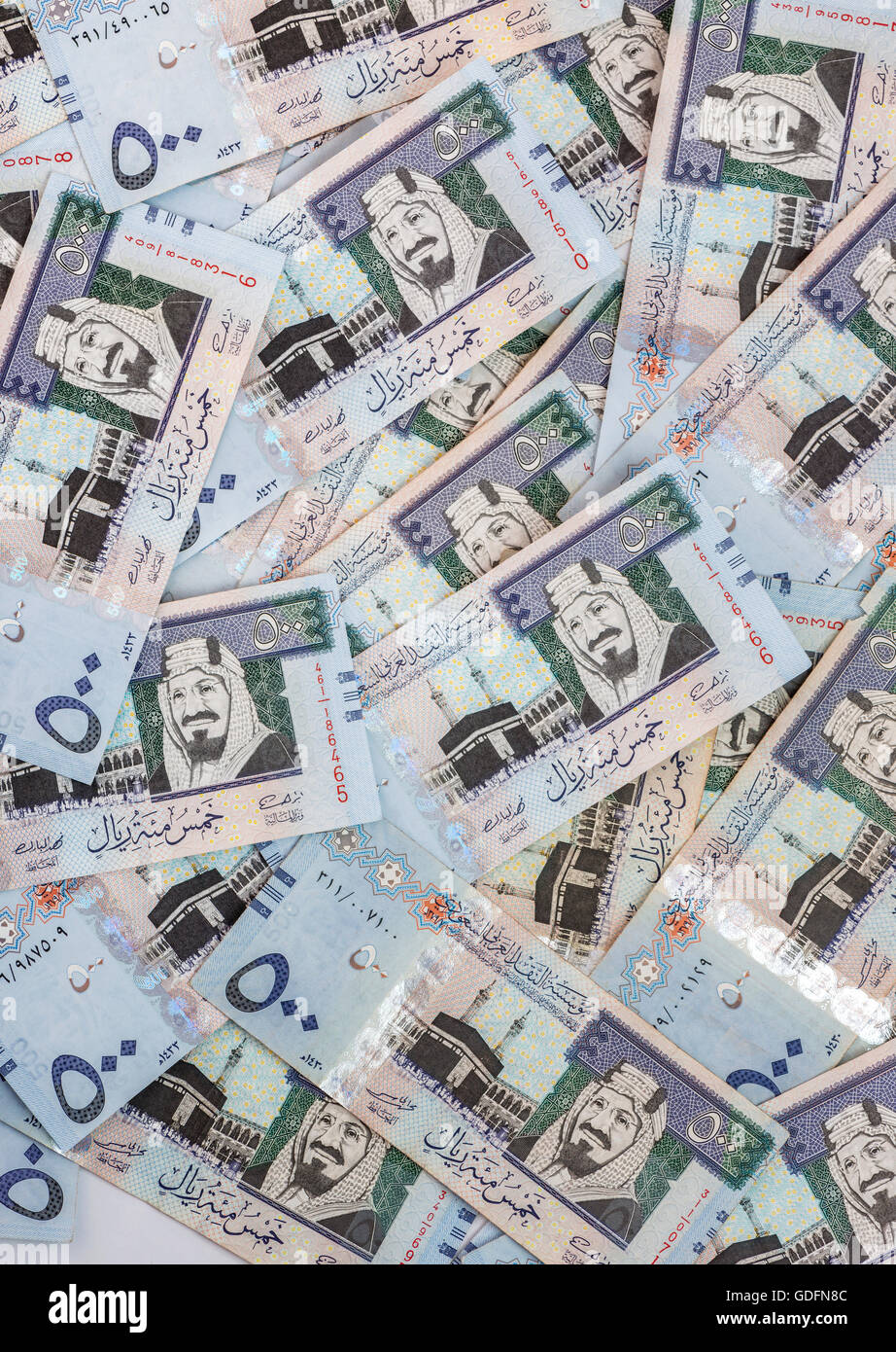 Saudi banknotes Banque de photographies et d’images à haute résolution ...