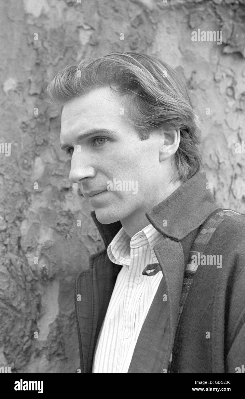 L'acteur Ralph Fiennes qui avait joué à l'époque officier SS Nazi Amon ...