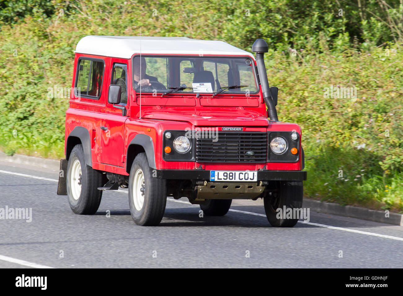 Land rover 90 defender turbo diesel Banque de photographies et d’images ...