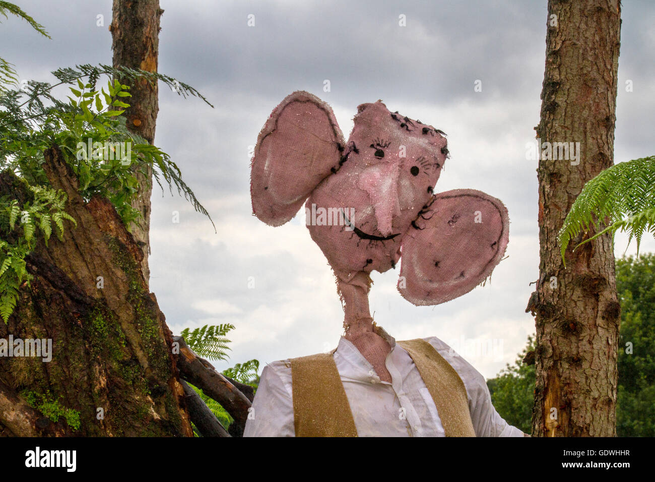 Le vieux géant aux grandes oreilles, le personnage central de BFG « Big ...