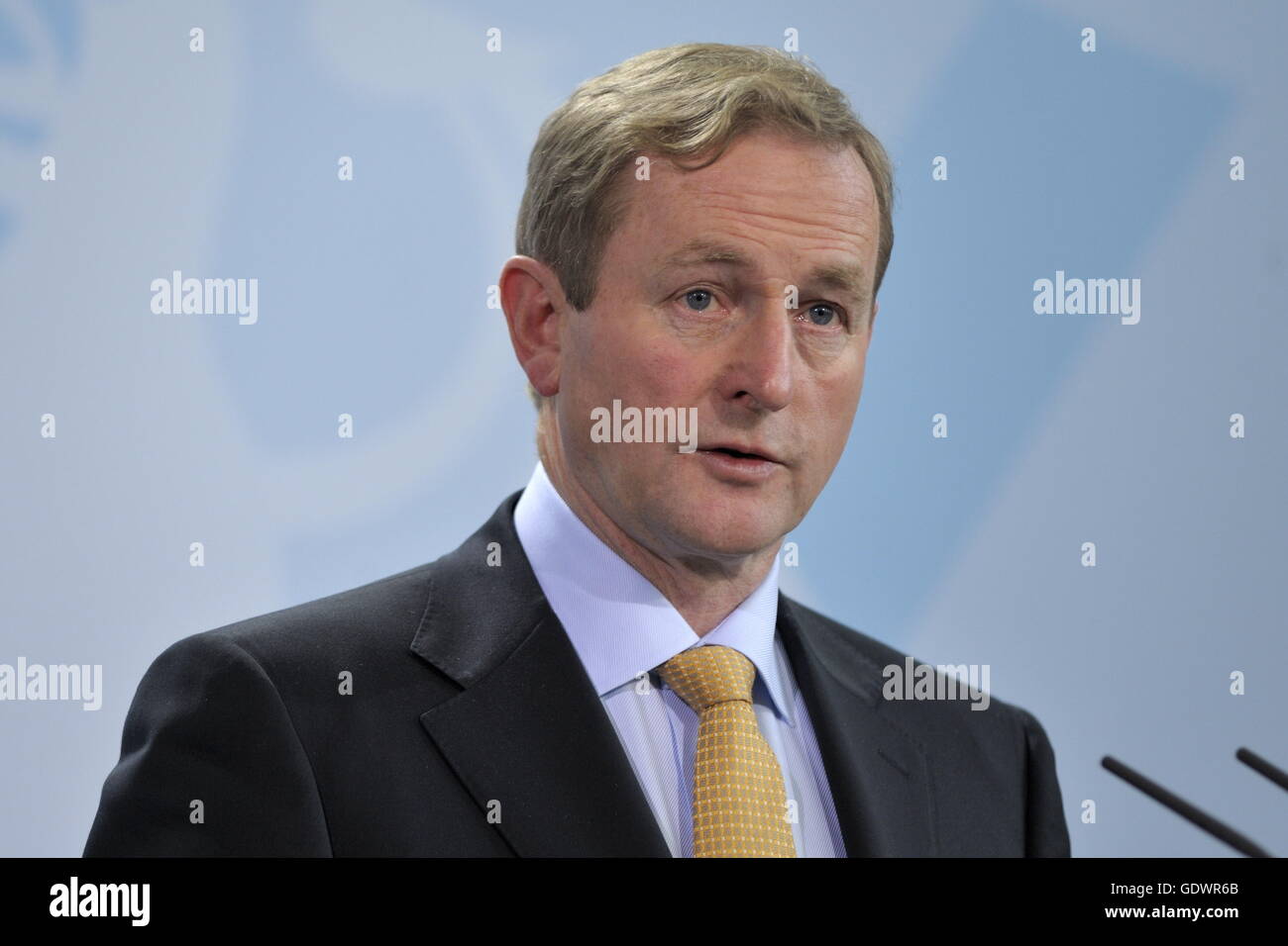 Enda kenny Banque de photographies et d’images à haute résolution - Alamy