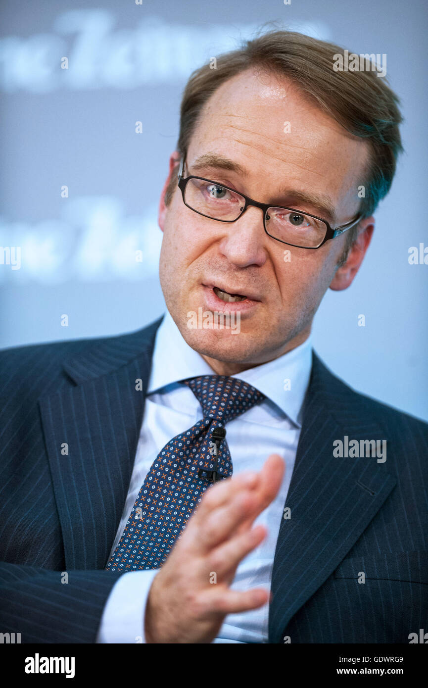 Dr jens weidmann Banque de photographies et d’images à haute résolution ...